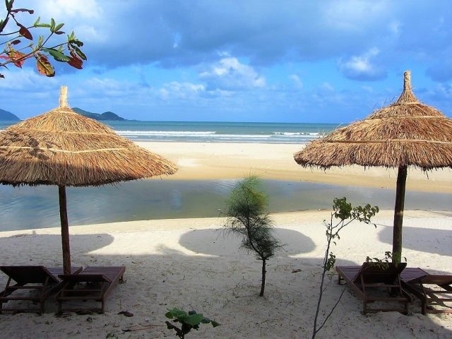 Dai Lanh Beach – Vietnam Coracle – Independent Travel Guides to Vietnam