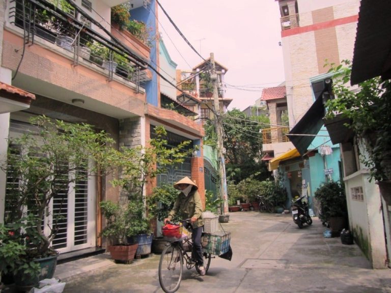 Walking Saigon's Alleyways – Vietnam Coracle – Independent Travel ...
