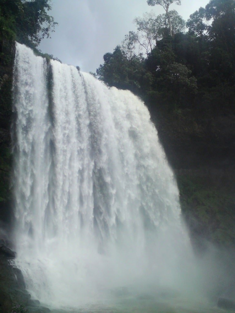 Dambri Waterfall – Vietnam Coracle – Independent Travel Guides to Vietnam