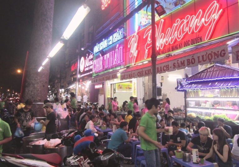 Sweet Saigon: Where to Eat Chè – Vietnam Coracle – Independent Travel ...