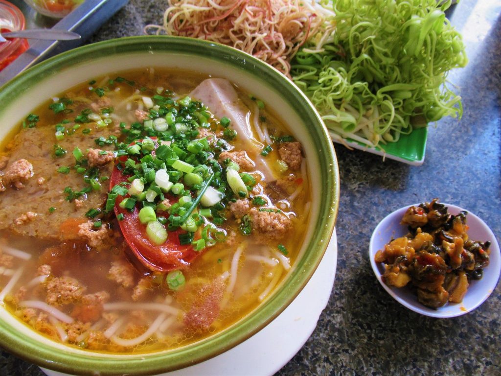 Bun Rieu Cua Oc: Crab & Snail Noodle Soup – Vietnam Coracle ...