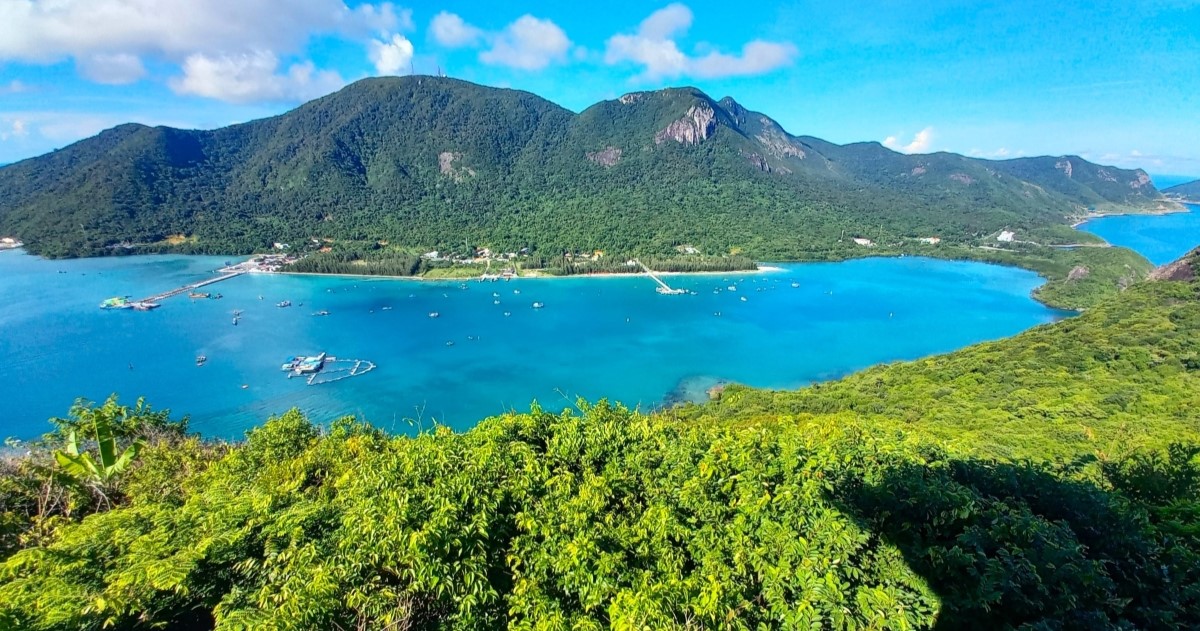 Hiking the Con Dao Islands – Vietnam Coracle – Independent Travel ...