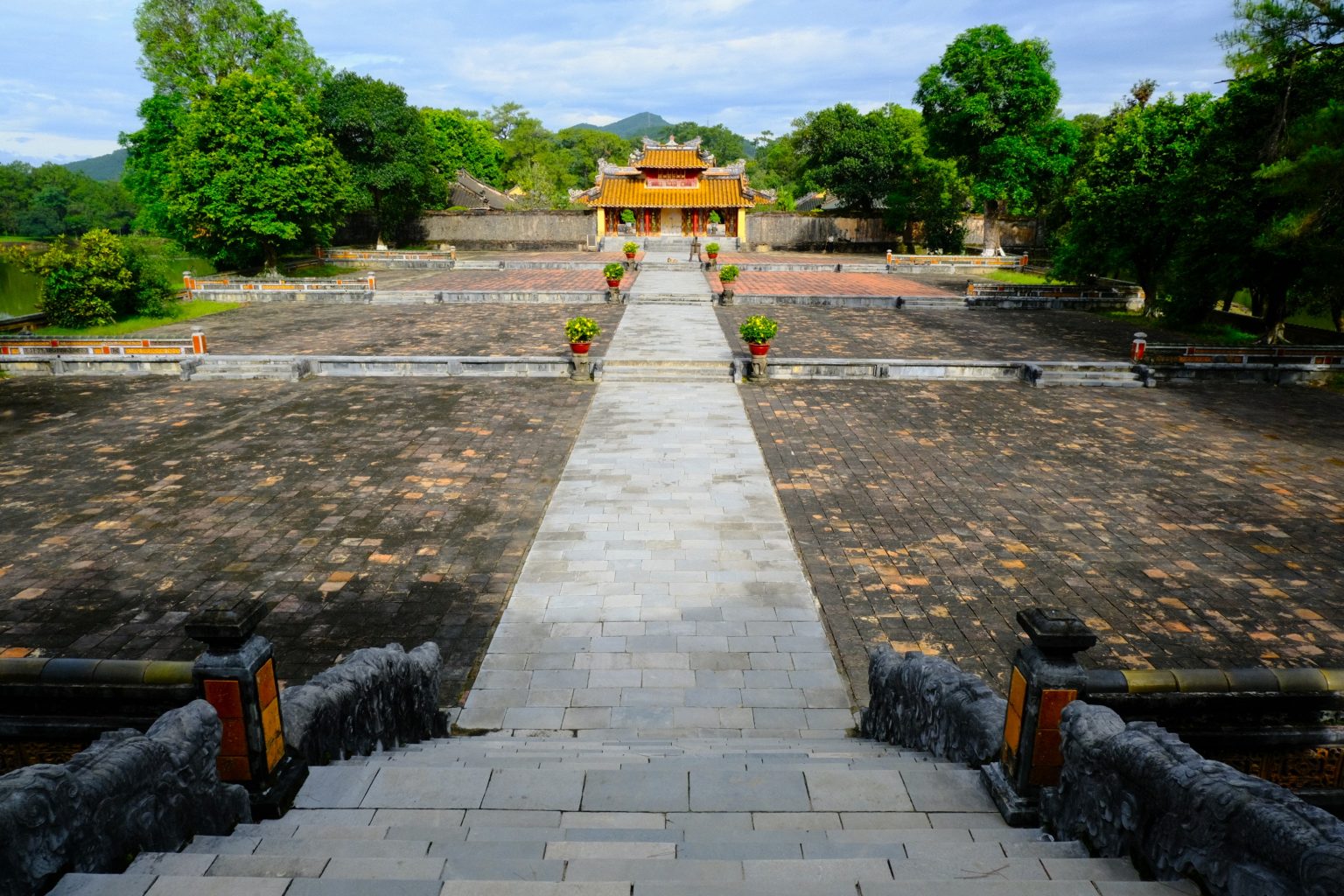 Last Emperors: Nguyen Dynasty Sites in Hue – Vietnam Coracle ...