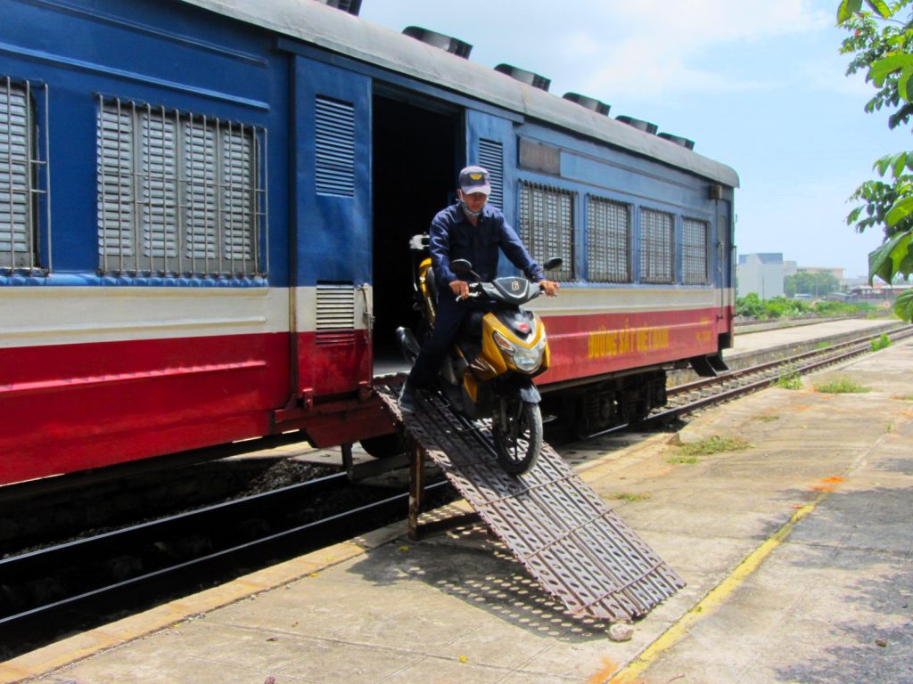 How to Send a Motorbike on the Train – Vietnam Coracle – Independent ...