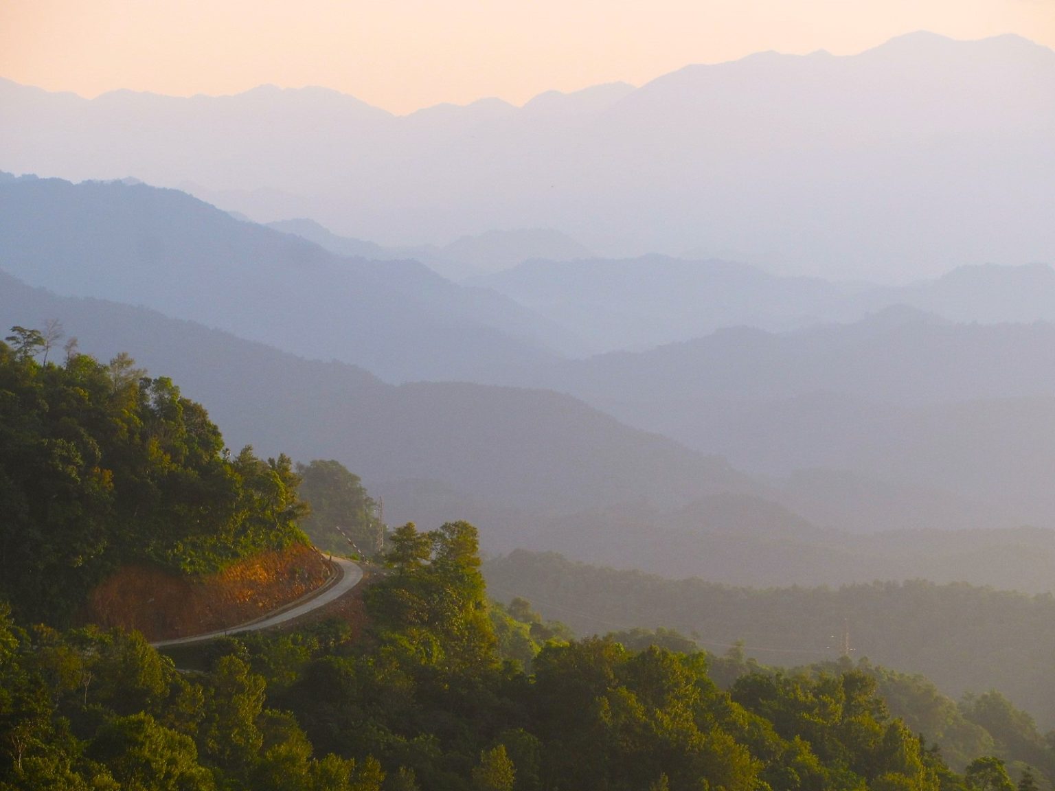 30 Great Motorbiking Roads in Vietnam – Vietnam Coracle – Independent ...