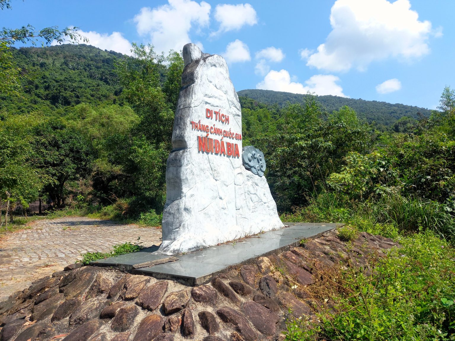 Núi Đá Bia | Mountain Hike – Vietnam Coracle – Independent Travel ...
