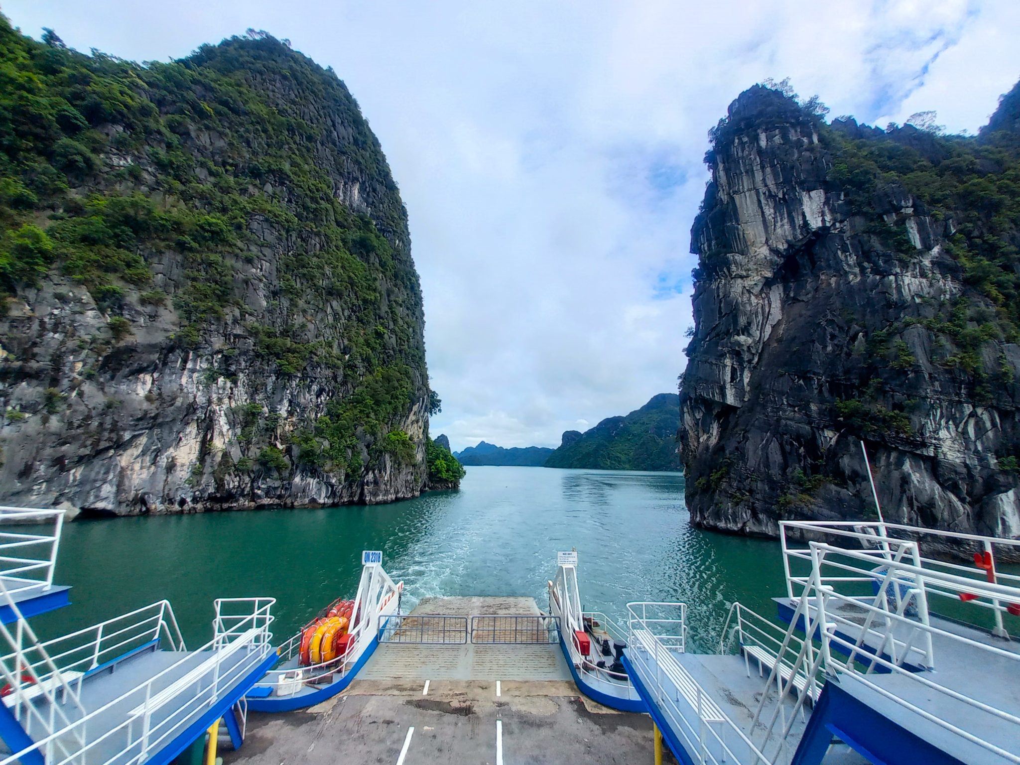 Tuan Chau→Cat Ba Island Ferry – Vietnam Coracle – Independent Travel ...
