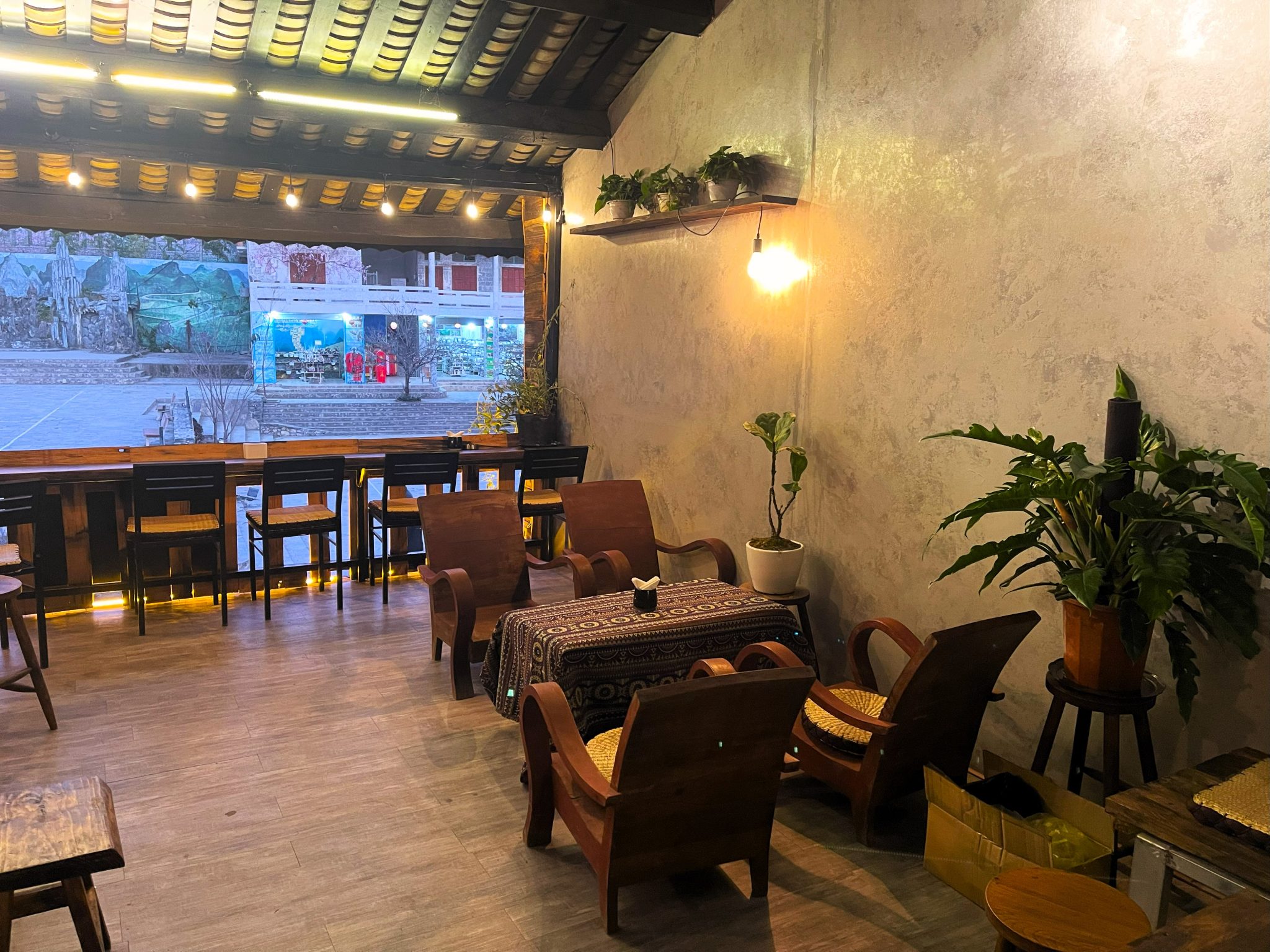 Dong Van Cafe Scene | Ha Giang – Vietnam Coracle – Independent Travel ...