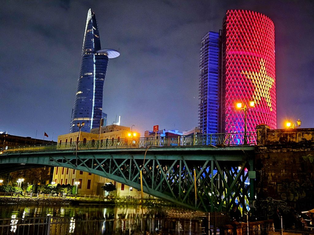 The Midnight Loop | Ho Chi Minh City – Vietnam Coracle – Independent ...